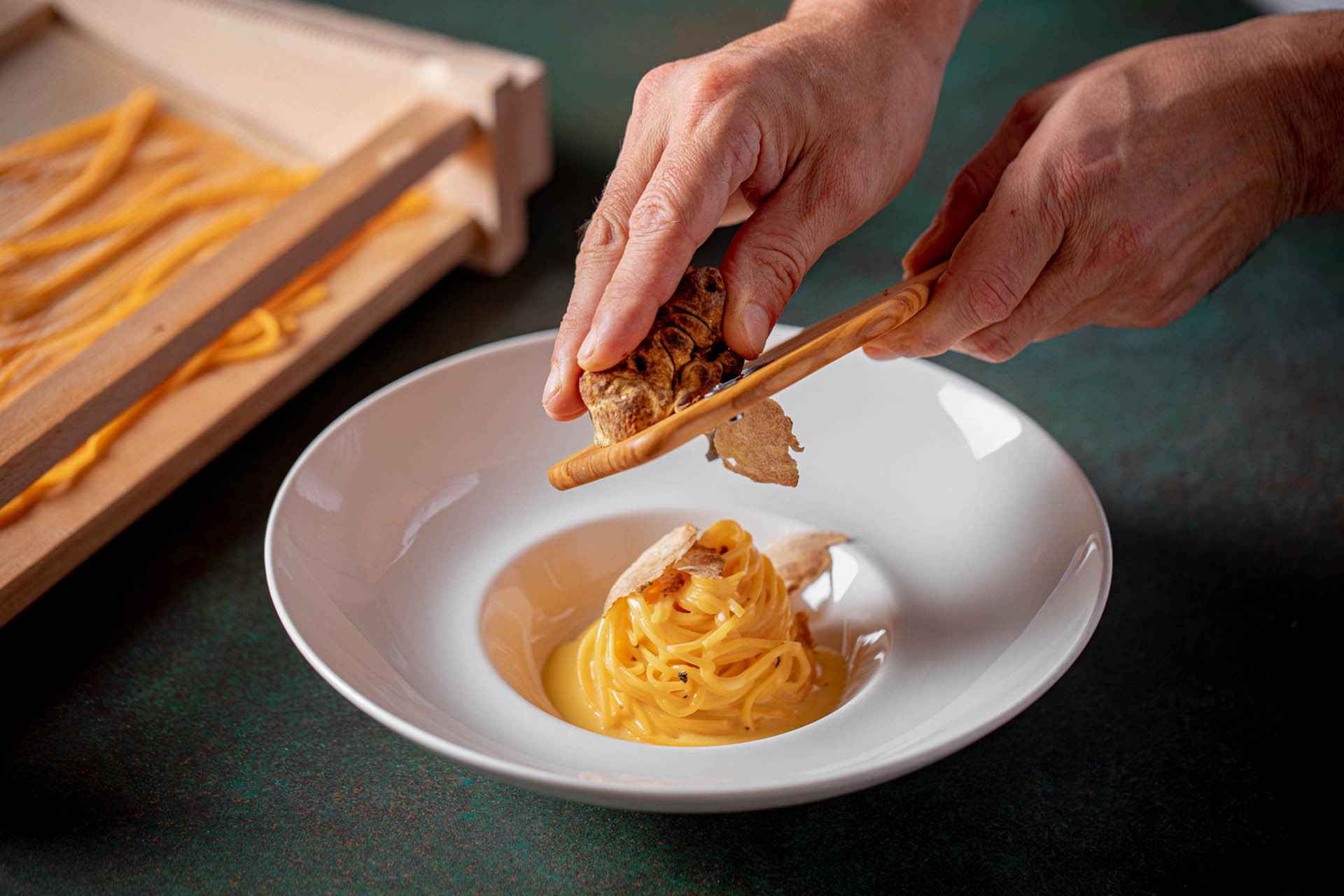 В каких ресторанах Москвы искать «шефский стол» — Сноб